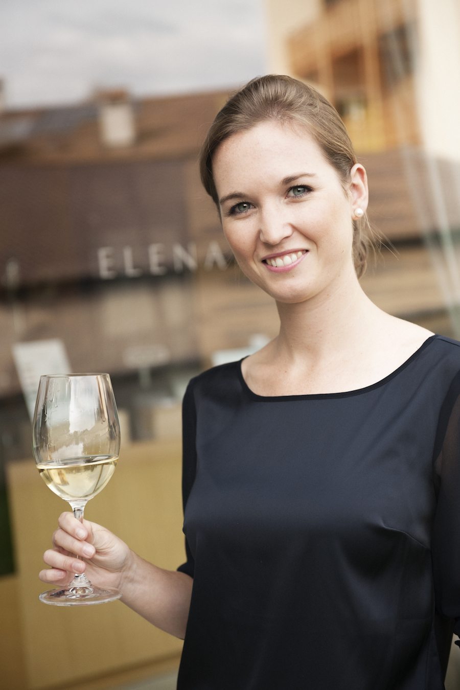 The Achiever Embodied: Female Winemaker Karoline Walch - Darling Magazine