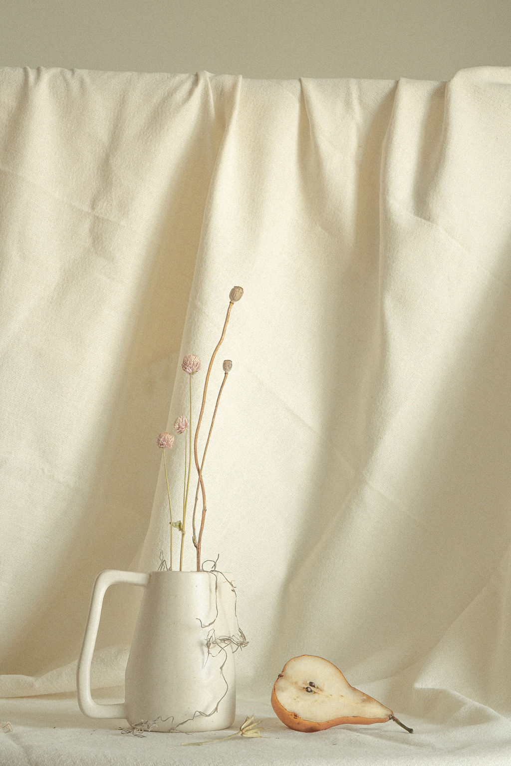 How to Make Still Life Art and Become More Present - Darling Magazine